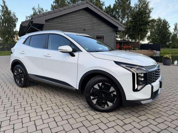 Белый Киа Sportage 2025 в Тельшяй, объемом двигателя 1.60 л и пробегом 6 тыс. км за 28450 €, фото 2 на AUTOMOTO.COM.LV