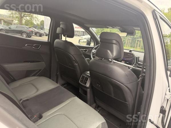 Balts Kia Sportage 2025 Rīga, ar dzinēja tilpumu 1.60 L un nobraukumu 31 tūkst. km par 31000 €, foto 7 vietnē AUTOMOTO.COM.LV