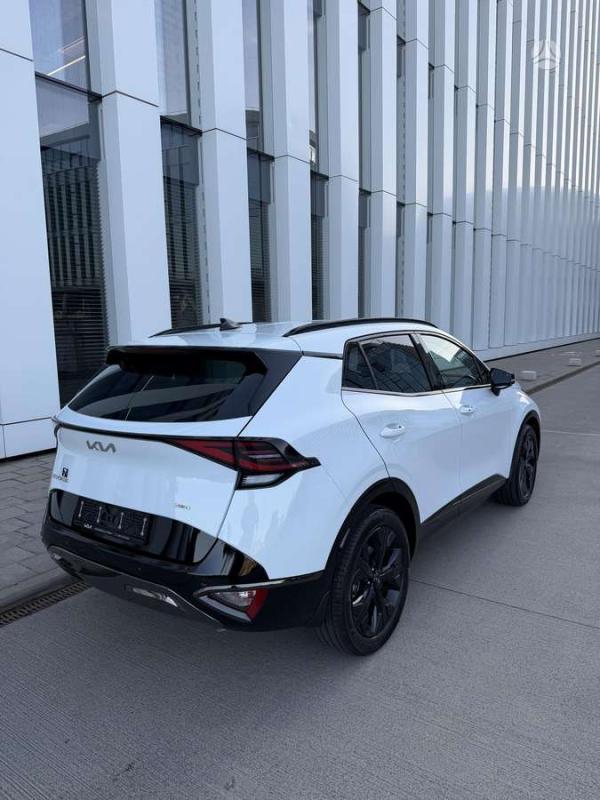 Balts Kia Sportage 2025 Viļņa, ar dzinēja tilpumu 1.60 L un nobraukumu 12 tūkst. km par 29990 €, foto 4 vietnē AUTOMOTO.COM.LV