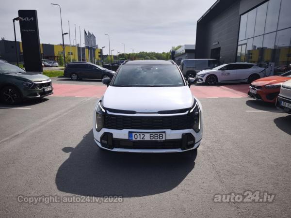 Белый Киа Sportage 2026 в Таллин, объемом двигателя 1.60 л и пробегом 5 тыс. км за 43500 €, фото 2 на AUTOMOTO.COM.LV