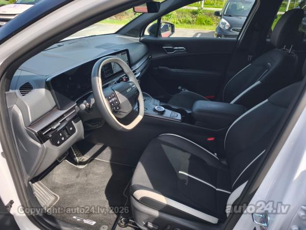 Белый Киа Sportage 2026 в Таллин, объемом двигателя 1.60 л и пробегом 5 тыс. км за 43500 €, фото 6 на AUTOMOTO.COM.LV