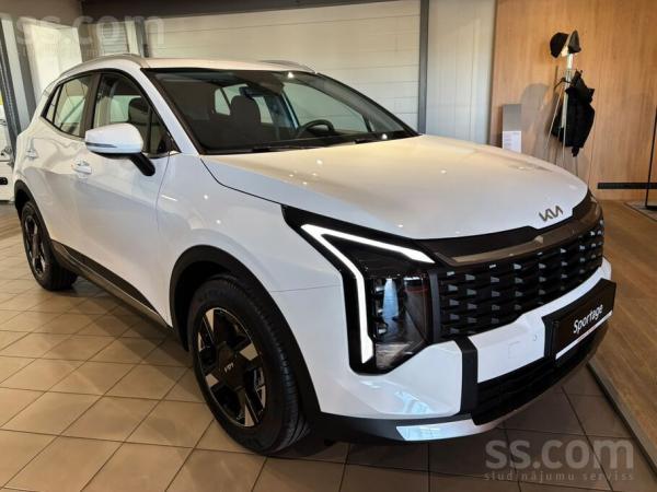 White Kia Sportage 2026 in Liepaja, with an engine capacity of 1.60 L and mileage of 7 thousand km for 30780 €, photo 1 on AUTOMOTO.COM.LV