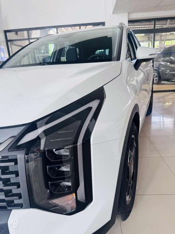 Balts Kia Sportage 2026 Šauļi, ar dzinēja tilpumu 1.60 L un nobraukumu 5 tūkst. km par 35700 €, foto 8 vietnē AUTOMOTO.COM.LV