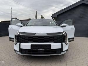 Белый Киа Sportage 2026 в Тельшяй, объемом двигателя 1.60 л и пробегом 6 тыс. км за 28750 €, фото  на AUTOMOTO.COM.LV