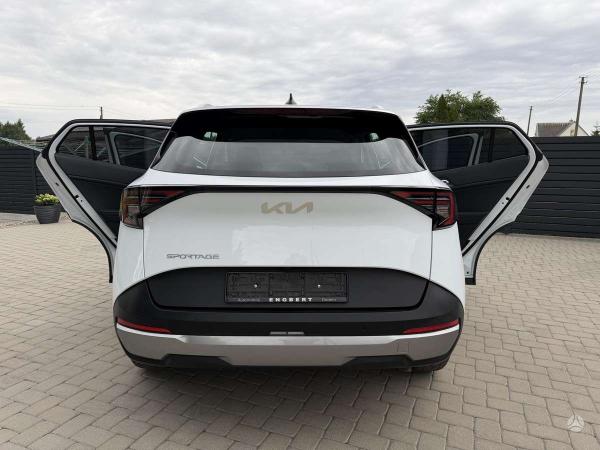 Balts Kia Sportage 2026 Telšiai, ar dzinēja tilpumu 1.60 L un nobraukumu 6 tūkst. km par 28750 €, foto 2 vietnē AUTOMOTO.COM.LV