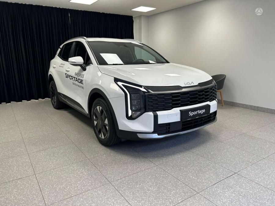Balts Kia Sportage 2026 Viļņa, ar dzinēja tilpumu 1.60 L un nobraukumu 1 tūkst. km par 32490 €, foto 24 vietnē AUTOMOTO.COM.LV