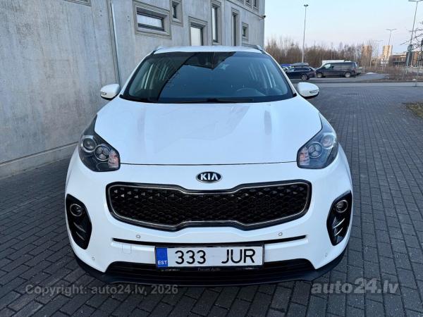 White Kia Sportage 2017 in Tallinn, with an engine capacity of 1.70 L and mileage of 88 thousand km for 13990 €, photo 3 on AUTOMOTO.COM.LV