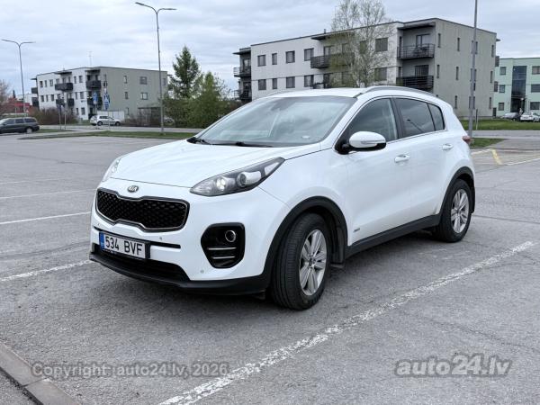 White Kia Sportage 2017 in Tallinn, with an engine capacity of 2.00 L and mileage of 268 thousand km for 12000 €, photo 1 on AUTOMOTO.COM.LV