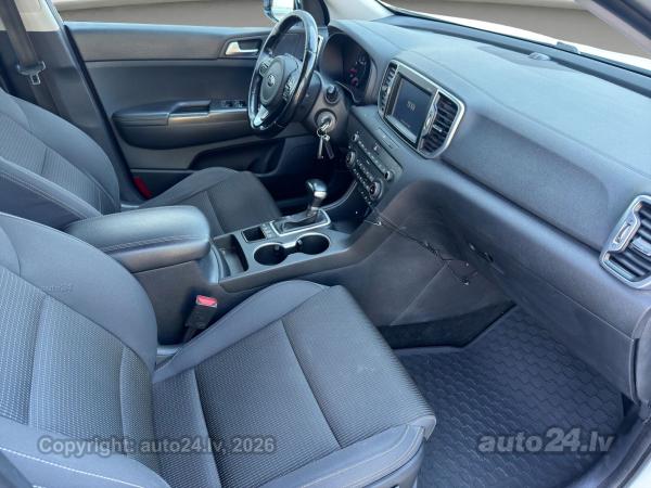 Белый Киа Sportage 2017 в Пярну, объемом двигателя 1.60 л и пробегом 164 тыс. км за 12900 €, фото 5 на AUTOMOTO.COM.LV