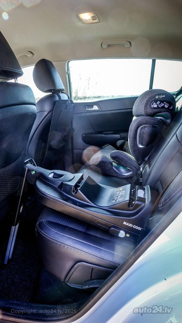 Белый Киа Sportage 2017 в Таллин, объемом двигателя 1.70 л и пробегом 359 тыс. км за 8500 €, фото 8 на AUTOMOTO.COM.LV