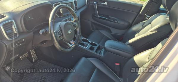 Белый Киа Sportage 2017 в Таллин, объемом двигателя 1.60 л и пробегом 168 тыс. км за 12700 €, фото 4 на AUTOMOTO.COM.LV
