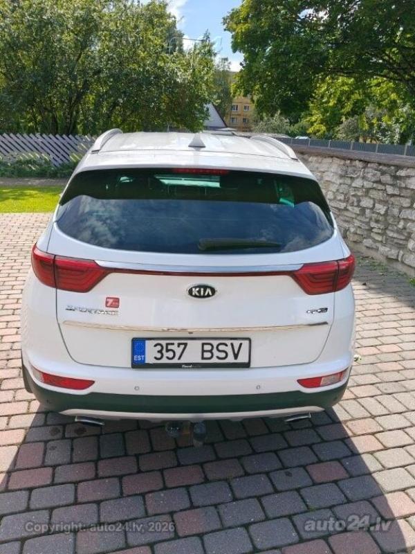 Белый Киа Sportage 2017 в Таллин, объемом двигателя 1.60 л и пробегом 97 тыс. км за 13000 €, фото 4 на AUTOMOTO.COM.LV