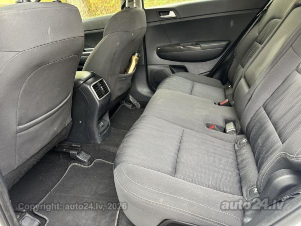 Balts Kia Sportage 2017 Tallina, ar dzinēja tilpumu 1.60 L un nobraukumu 141 tūkst. km par 10900 €, foto 10 vietnē AUTOMOTO.COM.LV