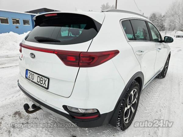 Белый Киа Sportage 2019 в Таллин, объемом двигателя 1.60 л и пробегом 185 тыс. км за 12865 €, фото 4 на AUTOMOTO.COM.LV