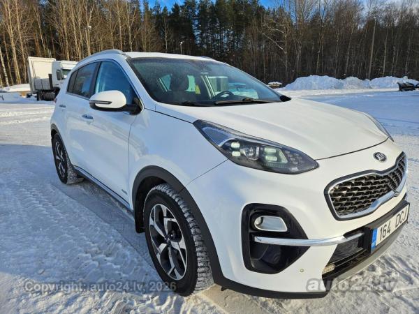 Белый Киа Sportage 2019 в Таллин, объемом двигателя 1.60 л и пробегом 196 тыс. км за 14520 €, фото 2 на AUTOMOTO.COM.LV