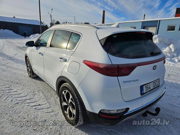 Белый Киа Sportage 2019 в Таллин, объемом двигателя 1.60 л и пробегом 196 тыс. км за 14520 €, фото 4 на AUTOMOTO.COM.LV