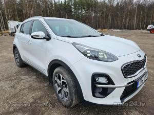 Balts Kia Sportage 2020 Tallina, ar dzinēja tilpumu 1.60 L un nobraukumu 156 tūkst. km par 15400 €, foto 1 vietnē AUTOMOTO.COM.LV
