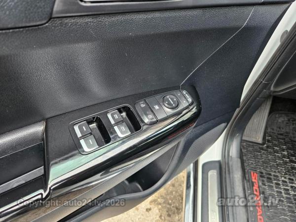 Balts Kia Sportage 2020 Tallina, ar dzinēja tilpumu 1.60 L un nobraukumu 156 tūkst. km par 15400 €, foto 11 vietnē AUTOMOTO.COM.LV