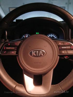 Balts Kia Sportage 2021 Tallina, ar dzinēja tilpumu 1.60 L un nobraukumu 49 tūkst. km par 19900 €, foto 12 vietnē AUTOMOTO.COM.LV