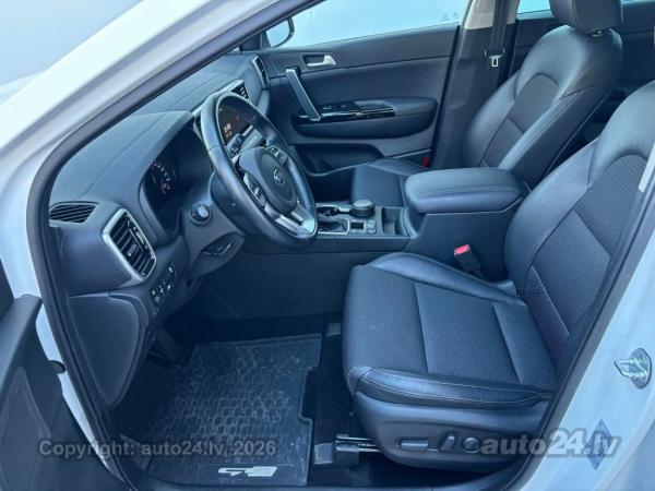 Balts Kia Sportage 2021 Tallina, ar dzinēja tilpumu 1.60 L un nobraukumu 49 tūkst. km par 20995 €, foto 10 vietnē AUTOMOTO.COM.LV