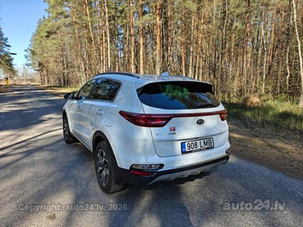 Белый Киа Sportage 2021 в Таллин, объемом двигателя 1.60 л и пробегом 90 тыс. км за 16400 €, фото 7 на AUTOMOTO.COM.LV