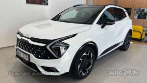 White Kia Sportage 2023 in Narva, with an engine capacity of 1.60 L and mileage of 47 thousand km for 29990 €, photo  on AUTOMOTO.COM.LV