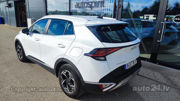 Белый Киа Sportage 2023 в Тарту, объемом двигателя 1.60 л и пробегом 72 тыс. км за 19990 €, фото 3 на AUTOMOTO.COM.LV