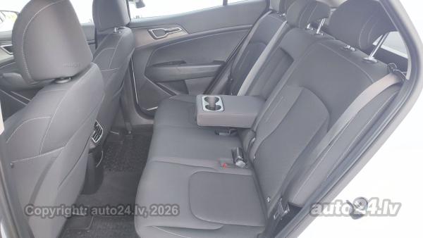 Белый Киа Sportage 2023 в Тарту, объемом двигателя 1.60 л и пробегом 72 тыс. км за 19990 €, фото 6 на AUTOMOTO.COM.LV