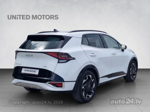 Белый Киа Sportage 2024 в Йыхви, объемом двигателя 1.60 л и пробегом 51 тыс. км за 33900 €, фото 4 на AUTOMOTO.COM.LV