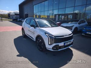Белый Киа Sportage 2026 в Таллин, объемом двигателя 1.60 л и пробегом 3 тыс. км за 45900 €, фото  на AUTOMOTO.COM.LV