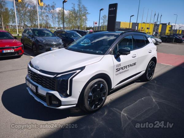 Balts Kia Sportage 2026 Tallina, ar dzinēja tilpumu 1.60 L un nobraukumu 3 tūkst. km par 45900 €, foto 3 vietnē AUTOMOTO.COM.LV