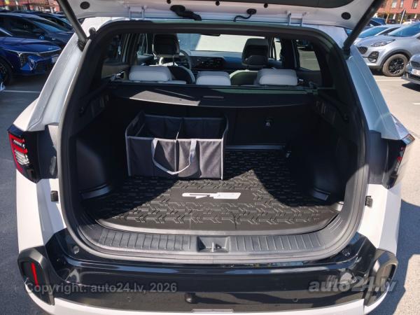 Balts Kia Sportage 2026 Tallina, ar dzinēja tilpumu 1.60 L un nobraukumu 3 tūkst. km par 45900 €, foto 5 vietnē AUTOMOTO.COM.LV