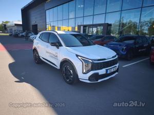 Белый Киа Sportage 2026 в Таллин, объемом двигателя 1.60 л и пробегом 3 тыс. км за 37900 €, фото  на AUTOMOTO.COM.LV