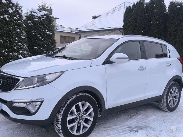 Белый Киа Sportage 2015 в Таураге, объемом двигателя 1.70 л и пробегом 259 тыс. км за 6800 €, фото 2 на AUTOMOTO.COM.LV