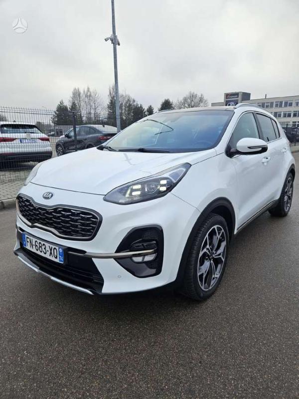 Balts Kia Sportage 2020 Tauragė, ar dzinēja tilpumu 1.60 L un nobraukumu 146 tūkst. km par 14900 €, foto 1 vietnē AUTOMOTO.COM.LV