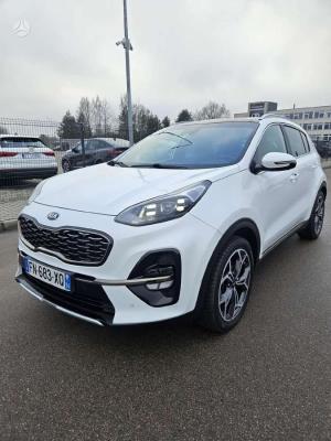 Белый Киа Sportage 2020 в Таураге, объемом двигателя 1.60 л и пробегом 146 тыс. км за 14900 €, фото  на AUTOMOTO.COM.LV
