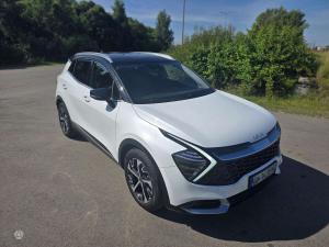 Белый Киа Sportage 2022 в Таураге, объемом двигателя 1.60 л и пробегом 100 тыс. км за 19200 €, фото  на AUTOMOTO.COM.LV