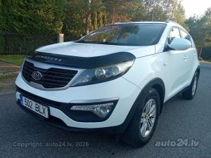 Белый Киа Sportage 2012 в Сауэ, объемом двигателя 1.70 л и пробегом 275 тыс. км за 4990 €, фото 1 на AUTOMOTO.COM.LV