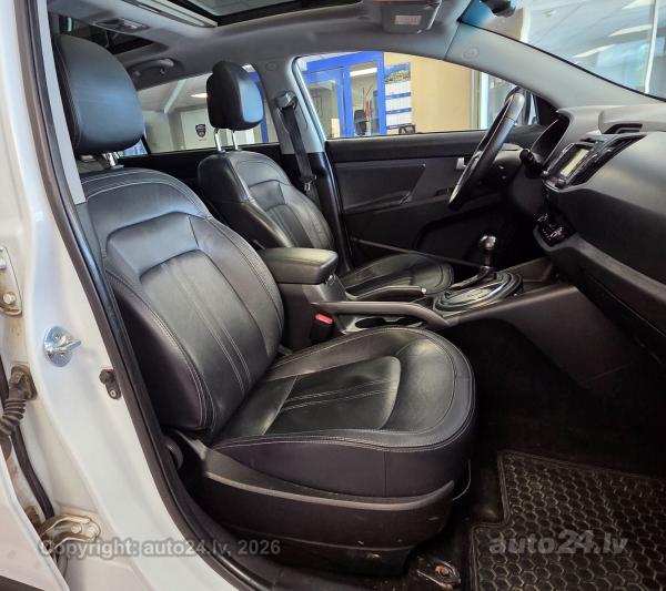 Белый Киа Sportage 2013 в Тарту, объемом двигателя 2.00 л и пробегом 222 тыс. км за 6990 €, фото 8 на AUTOMOTO.COM.LV