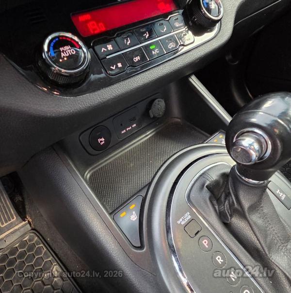 Белый Киа Sportage 2013 в Тарту, объемом двигателя 2.00 л и пробегом 222 тыс. км за 6990 €, фото 10 на AUTOMOTO.COM.LV
