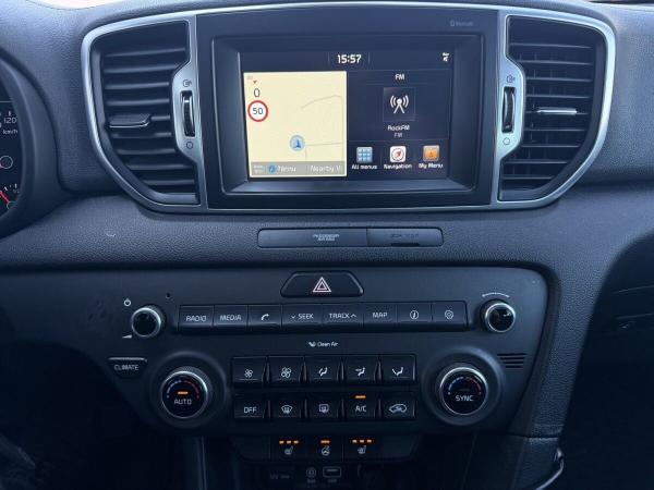 Balts Kia Sportage 2017 Pērnava, ar dzinēja tilpumu 1.60 L un nobraukumu 164 tūkst. km par 12350 €, foto 8 vietnē AUTOMOTO.COM.LV