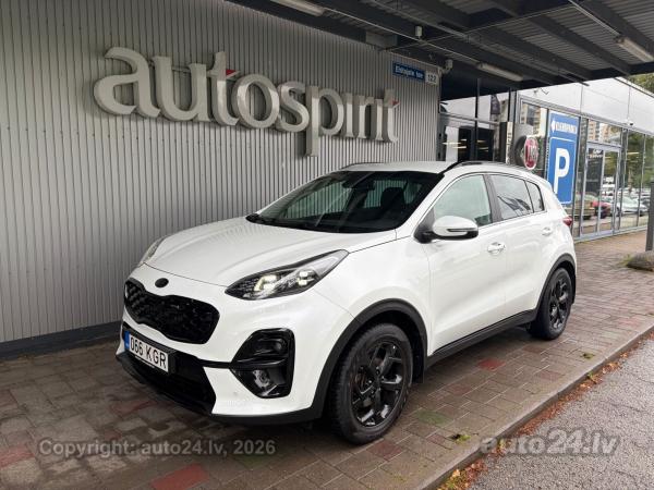 White Kia Sportage 2021 in Tallinn, with an engine capacity of 1.60 L and mileage of 85 thousand km for 17490 €, photo 1 on AUTOMOTO.COM.LV