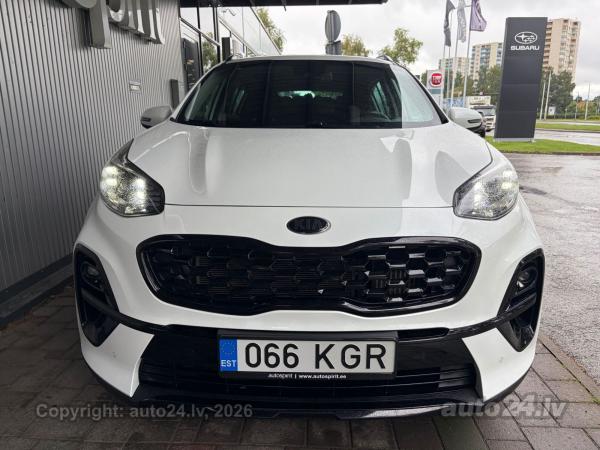 White Kia Sportage 2021 in Tallinn, with an engine capacity of 1.60 L and mileage of 85 thousand km for 17490 €, photo 5 on AUTOMOTO.COM.LV