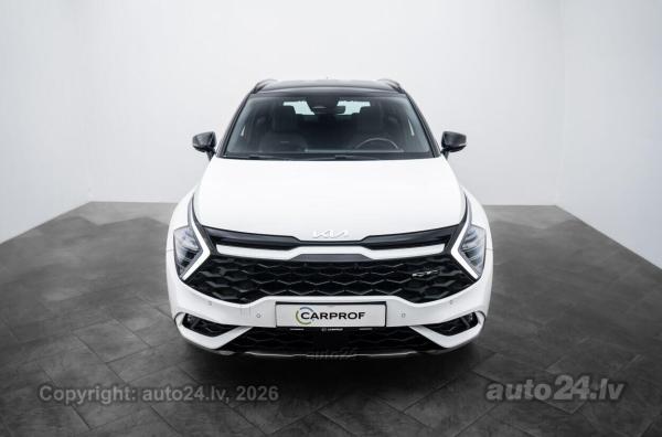 White Kia Sportage 2022 in Tallinn, with an engine capacity of 1.60 L and mileage of 58 thousand km for 29999 €, photo 2 on AUTOMOTO.COM.LV