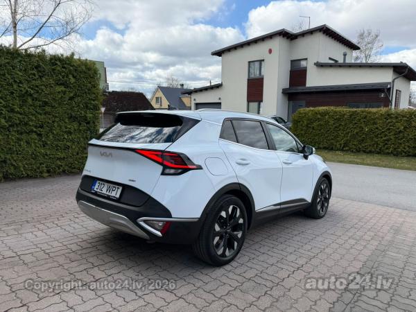 Balts Kia Sportage 2022 Pērnava, ar dzinēja tilpumu 1.60 L un nobraukumu 86 tūkst. km par 24900 €, foto 3 vietnē AUTOMOTO.COM.LV