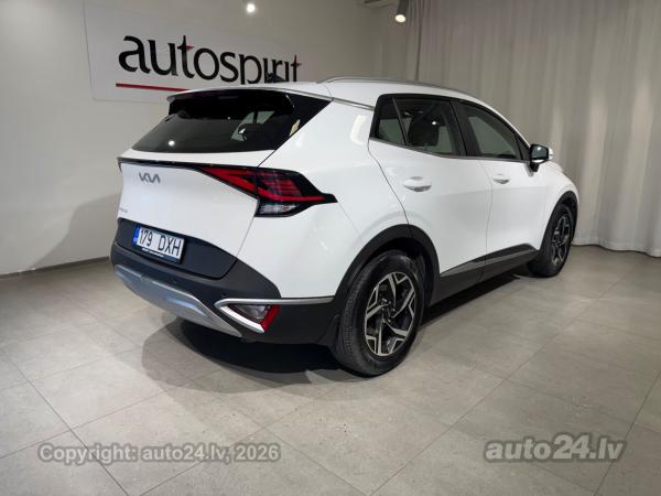 Белый Киа Sportage 2023 в Таллин, объемом двигателя 1.60 л и пробегом 48 тыс. км за 23900 €, фото 6 на AUTOMOTO.COM.LV