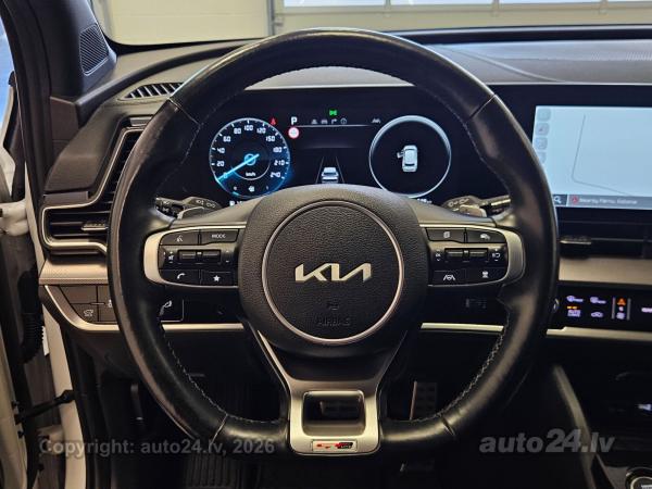 White Kia Sportage 2023 in Parnu, with an engine capacity of 1.60 L and mileage of 93 thousand km for 30900 €, photo 6 on AUTOMOTO.COM.LV