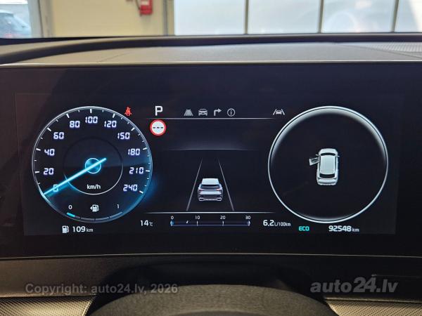 White Kia Sportage 2023 in Parnu, with an engine capacity of 1.60 L and mileage of 93 thousand km for 30900 €, photo 7 on AUTOMOTO.COM.LV