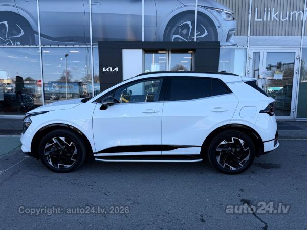 Balts Kia Sportage 2024 Tallina, ar dzinēja tilpumu 1.60 L un nobraukumu 77 tūkst. km par 36900 €, foto 2 vietnē AUTOMOTO.COM.LV