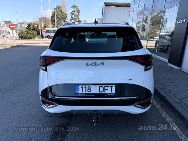 Balts Kia Sportage 2024 Tallina, ar dzinēja tilpumu 1.60 L un nobraukumu 77 tūkst. km par 36900 €, foto 3 vietnē AUTOMOTO.COM.LV